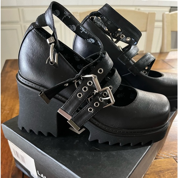 La Moda | Shoes | La Moda Displaced Chunky Mary Jane Shoes | Poshmark